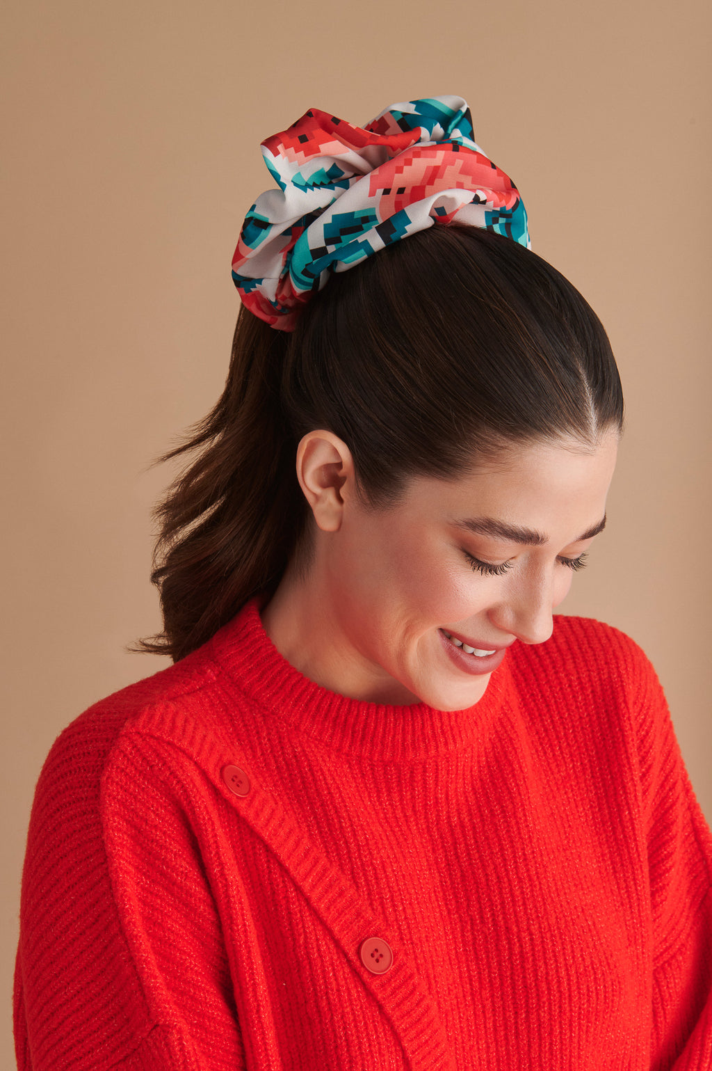 Jennifer Scrunchie (Rose Ivory) – Karavan Clothing